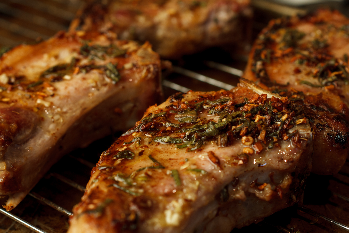 HIGH ON THE HOG – PAN-SEARED PORK CHOPS WITH GRAPES AND LEMON | The ...